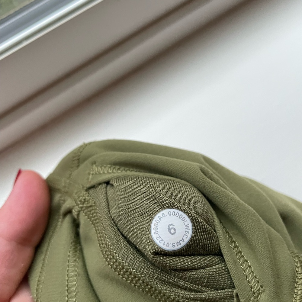Bronze Green Lululemon - Gem